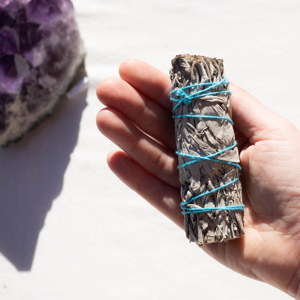 White Sage and Palo Santo Smudge Kit with Abalone Dish – Northern Sky